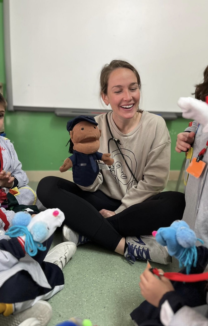 HELLO EMILY - La Salle Educación Infantil